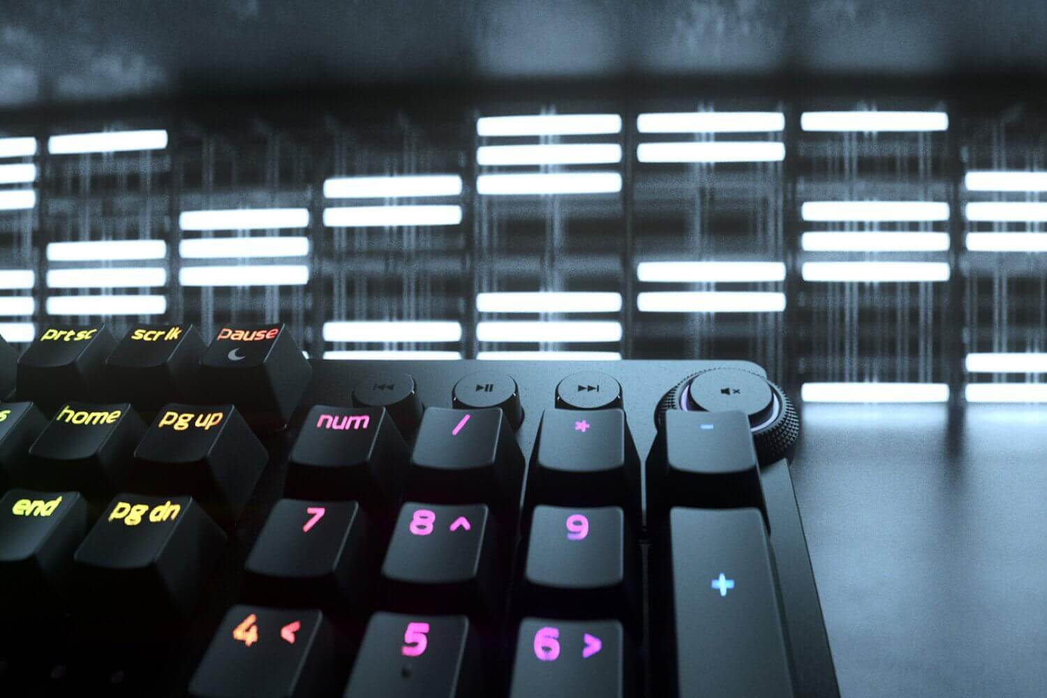 Razer Huntsman V2 Analog inceleme - Bu oyuncu klavyesi alınır mı?